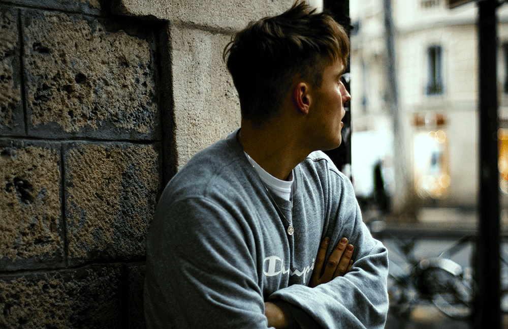 FORPOPSAKE - SAM FENDER