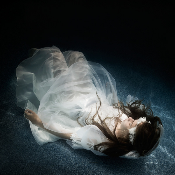 Elena Kalis Underwater Photography - Book