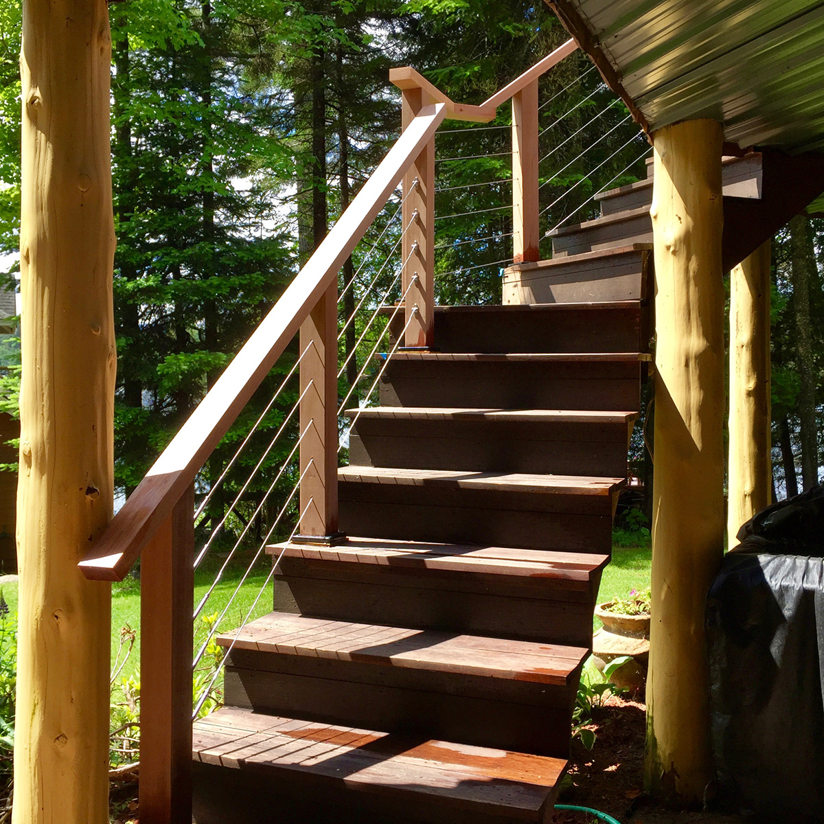 Peter Hollander - Mahogany and Steel Cable Deck Railing