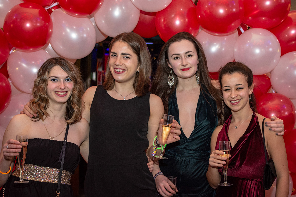 SKPhotography - MedSoc Ball: Showtime