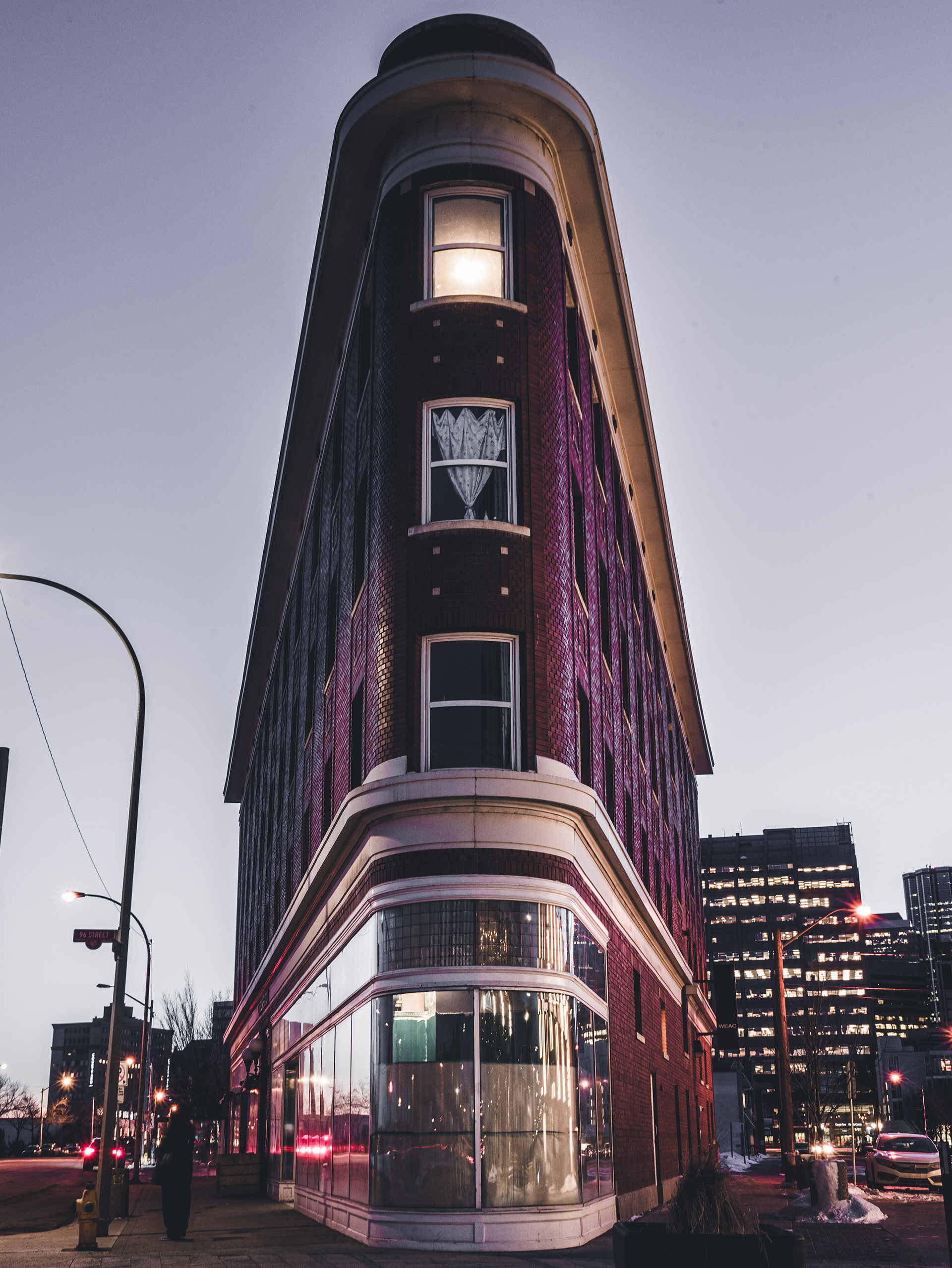 Keegan Goerz Photography - Edmonton Temple with Night Sky