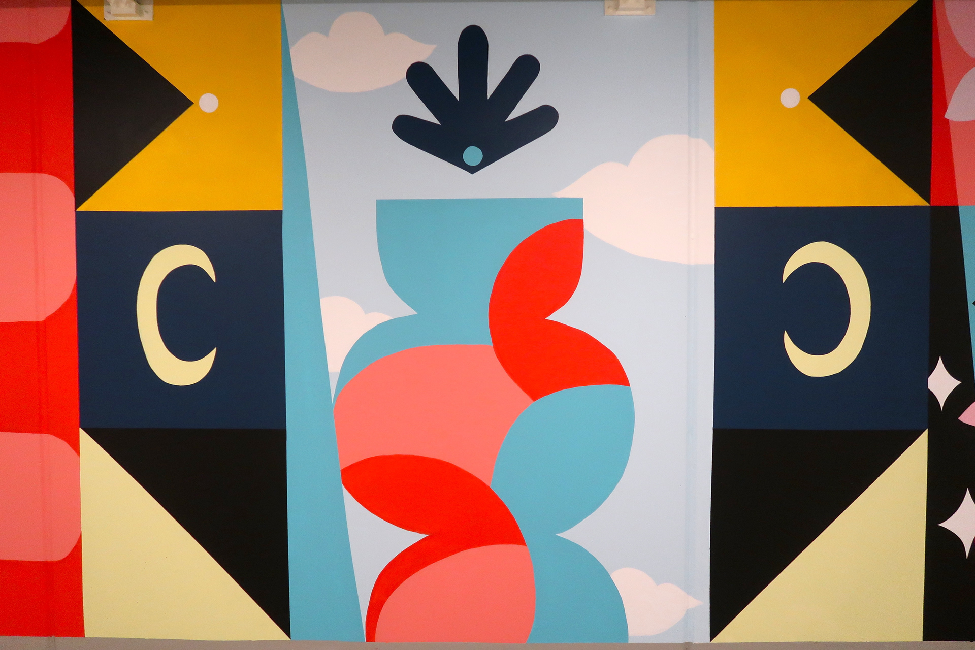 Julia Riordan - The Happiness Hallway