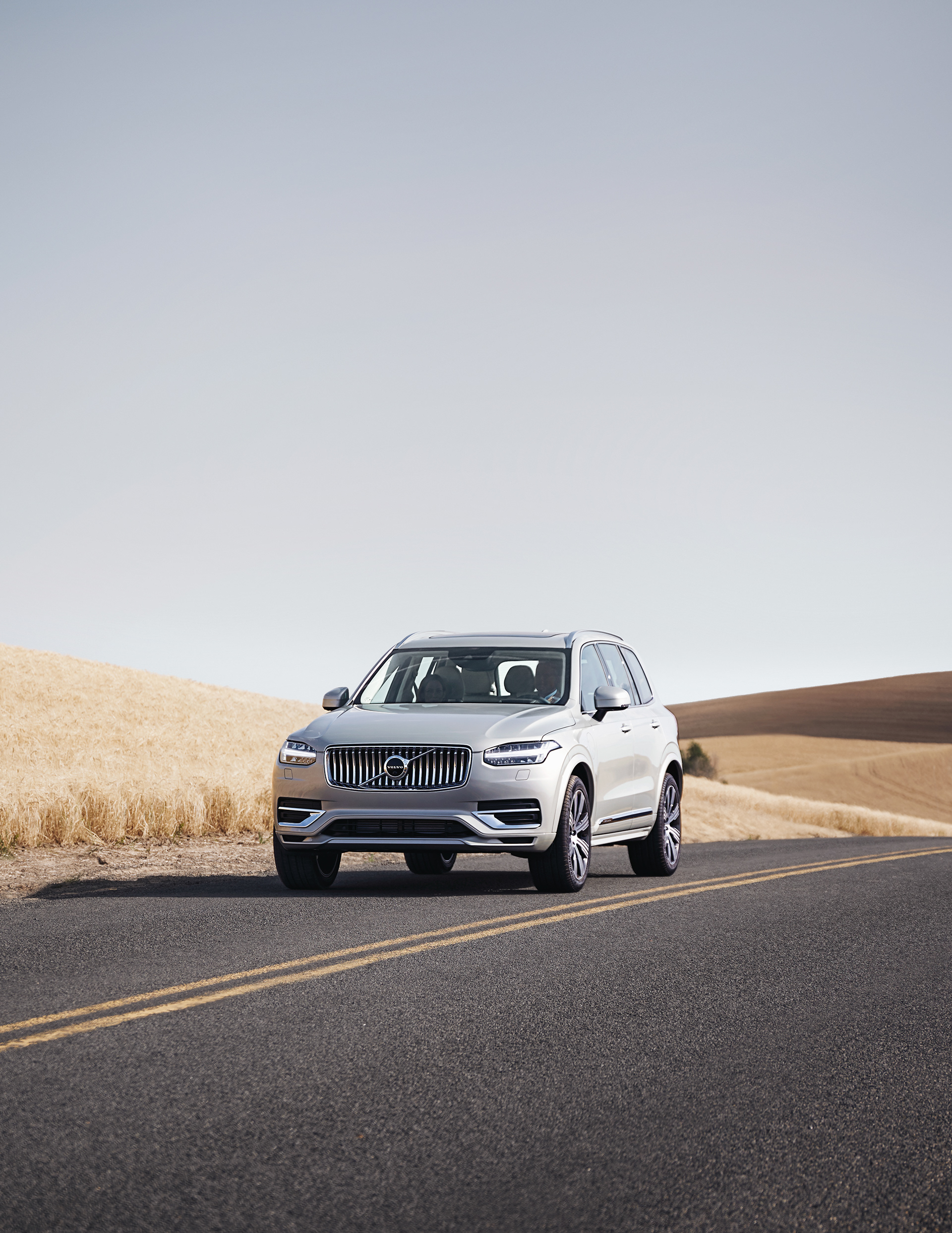 Andrew Ling - Volvo XC 90 Hybrid