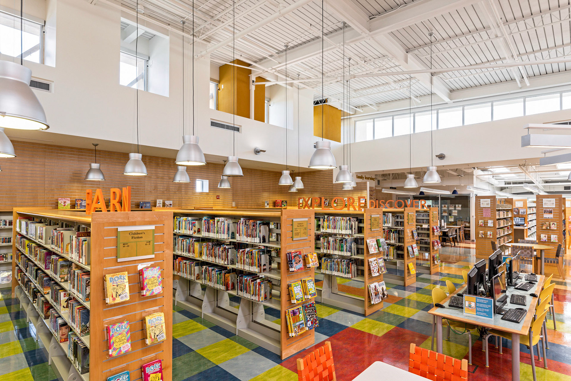 San José Public Library - Seven Trees Branch